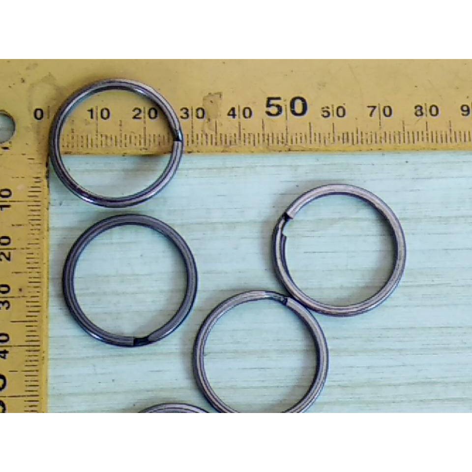 Jual Ring Gantungan Kunci pipih 28 mm black nikel | Shopee Indonesia