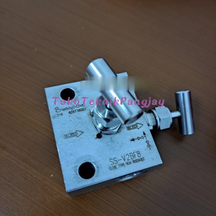 Jual Two Way Manifold Swagelok 100% Original 6000 Psi SS 316 SS-V2BF8 ...