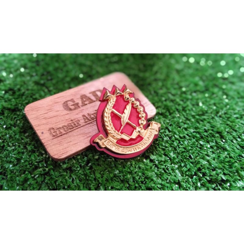 Jual Pin/Lencana JAKSA/KEJAKSAAN Safari Merah Exclusive | Shopee Indonesia