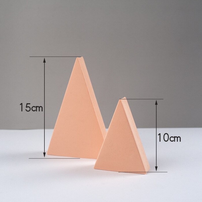 Jual Triangle Podium Photo Props/ Fotografi Produk Properti Busa ...
