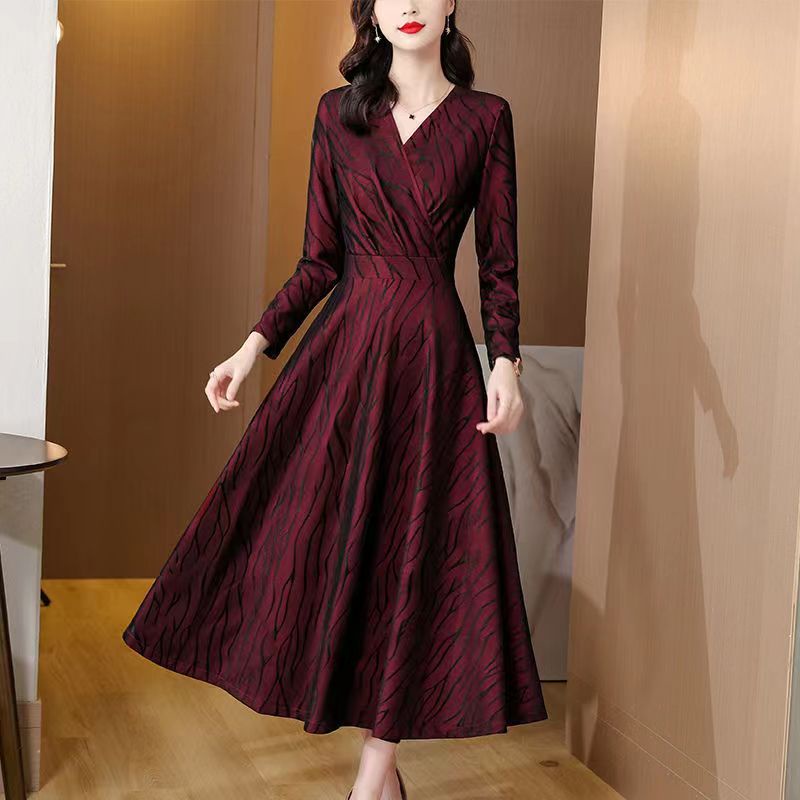 Jual Dress Maroon Elegan Dan Mewah Premium Dress Merah Kondangan Pesta ...