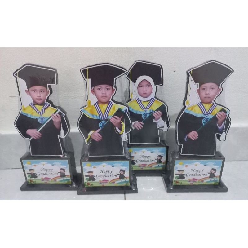 Jual Plakat Wisuda Tk Paud custom foto | Shopee Indonesia