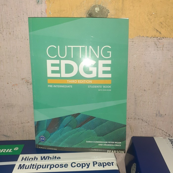 Jual Buku Pearson Cutting Edge Pre-Intermediate 3rd Edition | Shopee ...