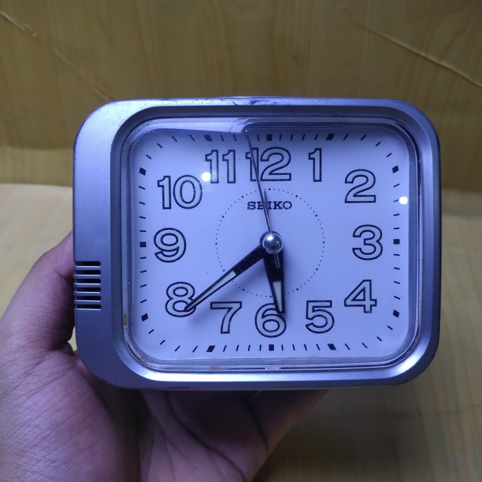 Jual Jam Meja Weker Seiko Original Model Sweep Normal | Shopee Indonesia