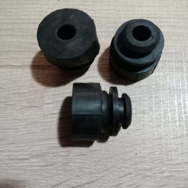 Jual Karet Mounting Kaki Kompressor AC 1PK -SIRENPUTRI | Shopee Indonesia