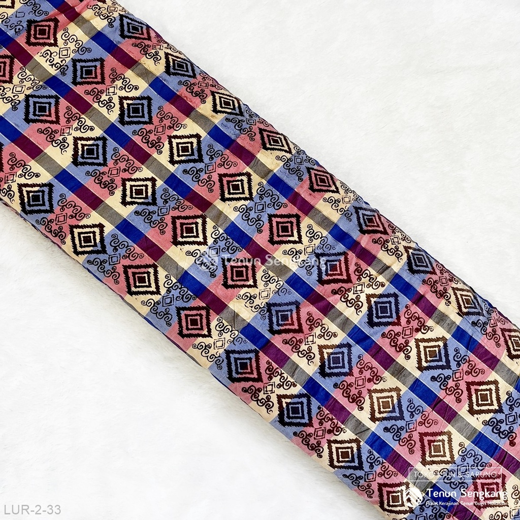 Jual Kain Tenun Lurik Bercorak Sutra Bugis Makassar Biru Pink Krem ...