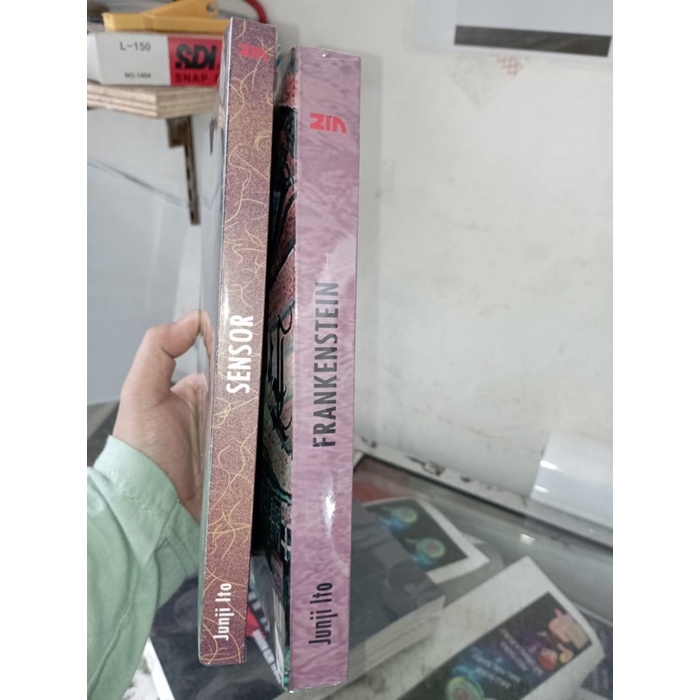 Jual Frankenstein & Sensor : Junji Ito Story Collection | Shopee Indonesia