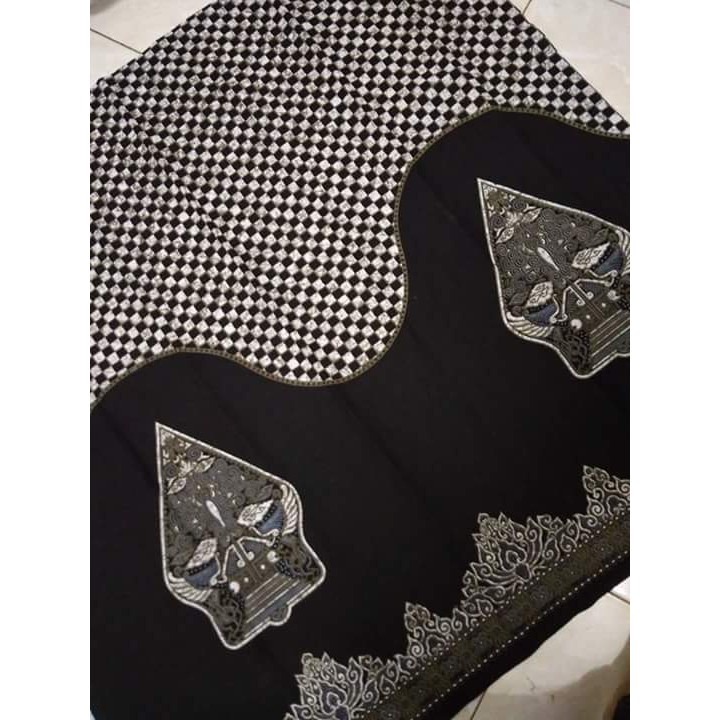 Jual Kain Batik SOLO motif gunungan wayang catur warna abu-abu tua ...