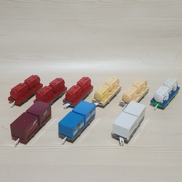 Jual Takara Tomy Plarail Oil Tank Gerbong Angkut Kontainer Barang ...