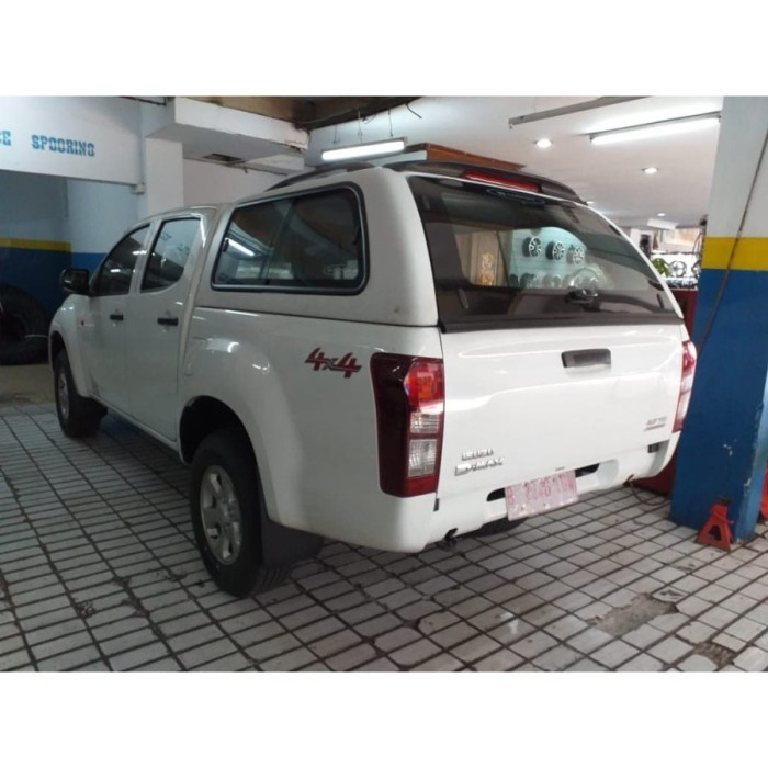 Jual CANOPY CARRYBOY MODEL 560-CIRD DOUBLE CABIN ISUZU D-MAX 15 ...