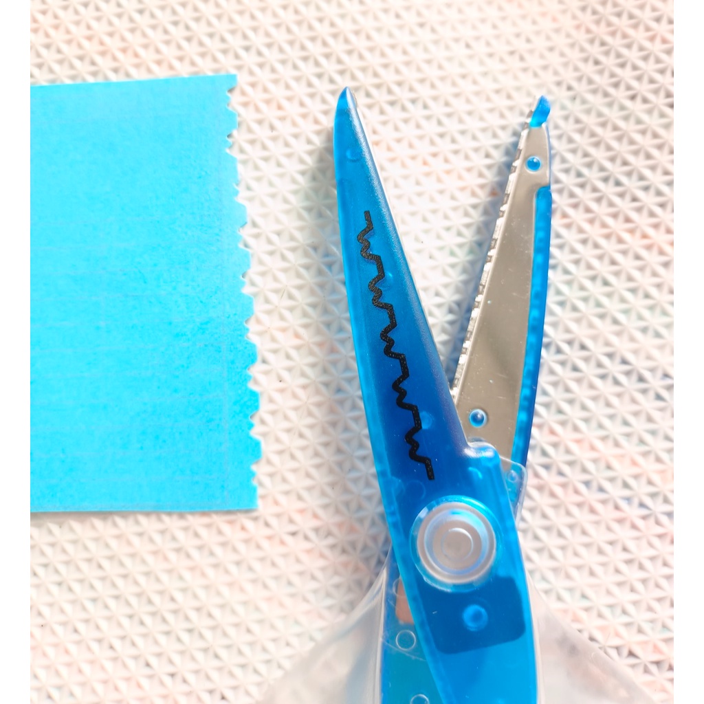 Jual Kiara Gunting Kerajinan Anak / Alat Pemotong Album Foto Kartun ...