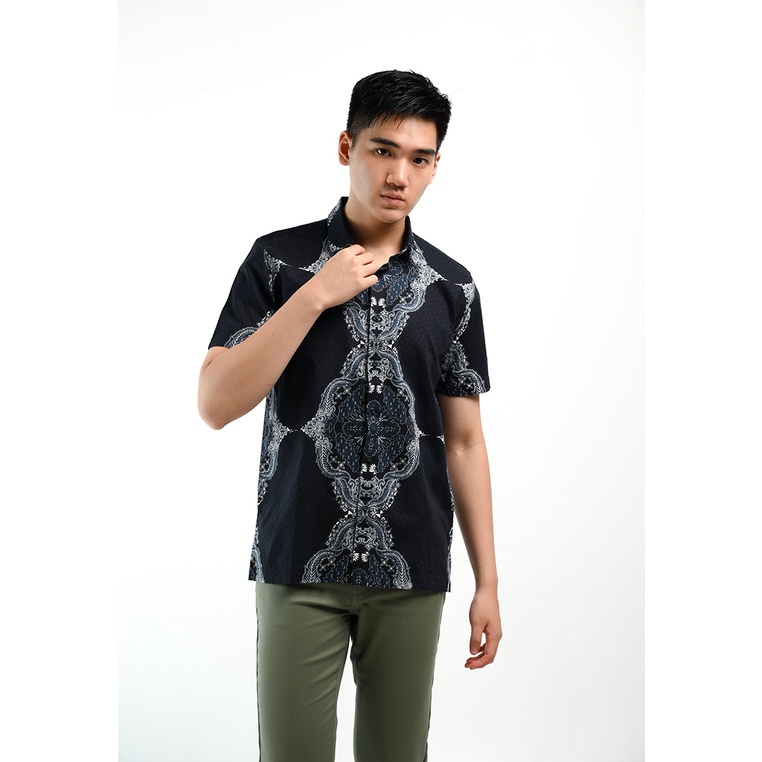 Jual MANZONE Kemeja Batik Modern Fit BRAHMA 1- NAVY | Shopee Indonesia