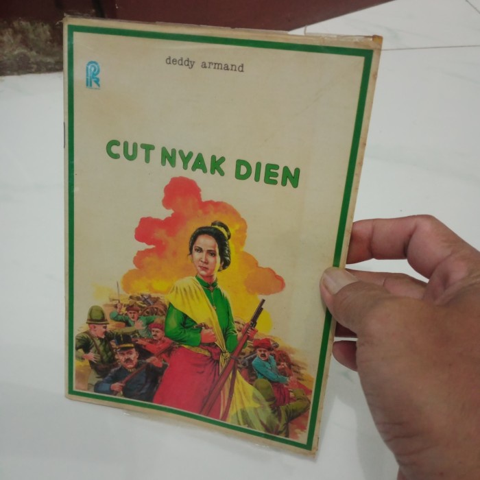 Jual CUT NYAK DIEN-DEDDY ARMAND-B1 | Shopee Indonesia