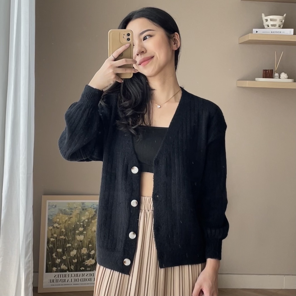 Jual SALICE.JO - Micha Oversized 4D Fur Knit Cardigan | outer rajut baju luaran fashion cardi ...