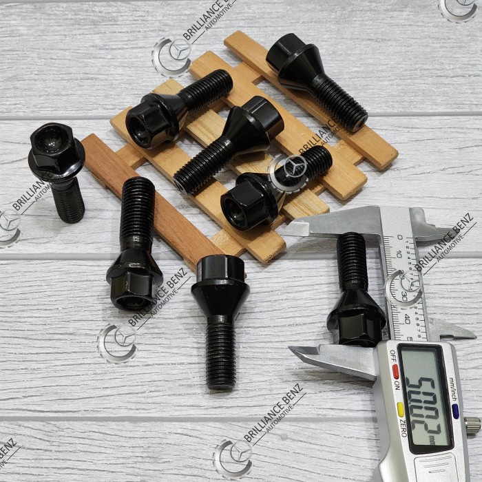 Jual BAUT RODA STANDARD HITAM BMW E30 E36 E34 E39 E46 E60 E90 36131095399 | Shopee Indonesia