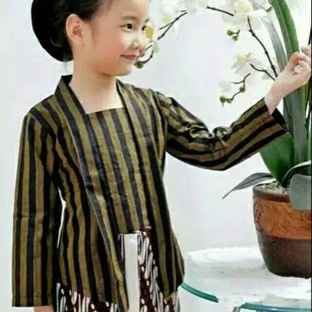 Jual Lurik Setelan Baju kebaya lurik anak + bawahan jarik anak ...