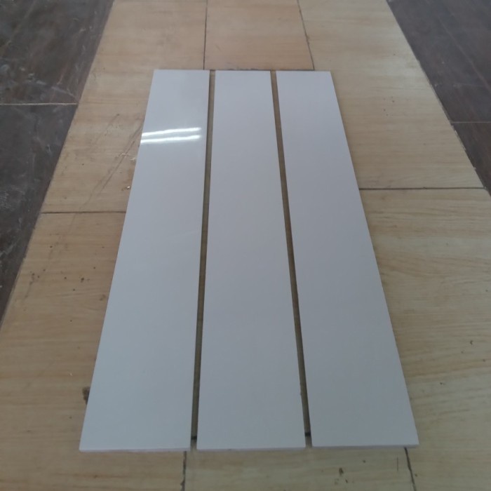 Jual granit / keramik putih list plint 10x50 putih polos glazed polised ...