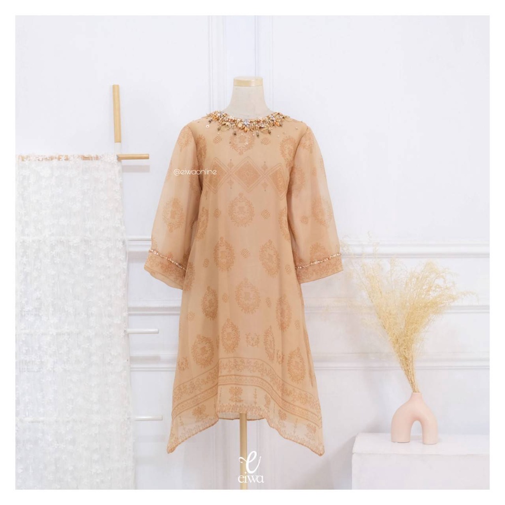 Jual EIWA | Tunik Mahira Sand Cream | Shopee Indonesia