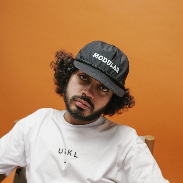 Jual UNKL347 Topi Five Panel Warna Hitam Detail Simpel KURT | Shopee ...