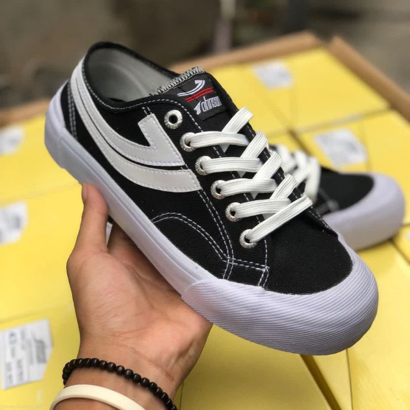 Jual Sepatu jhonson galaxy pro black white - johnson original | Shopee ...