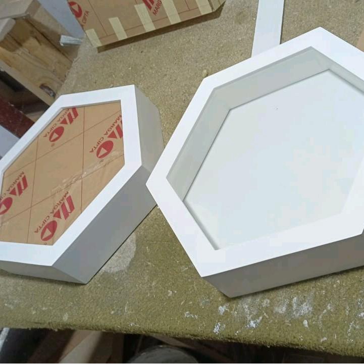 Jual FRAME PIGURA MAHAR HEXAGONAL SEGI ENAM | Shopee Indonesia