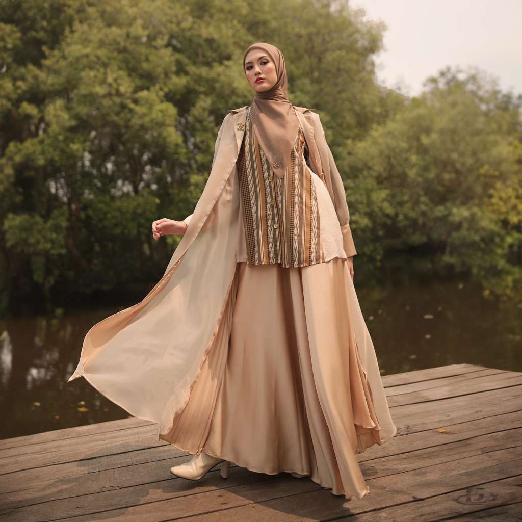 Jual ZS SAPPHIRE AMBER SKIRT NUDE I Rok Wanita | Shopee Indonesia