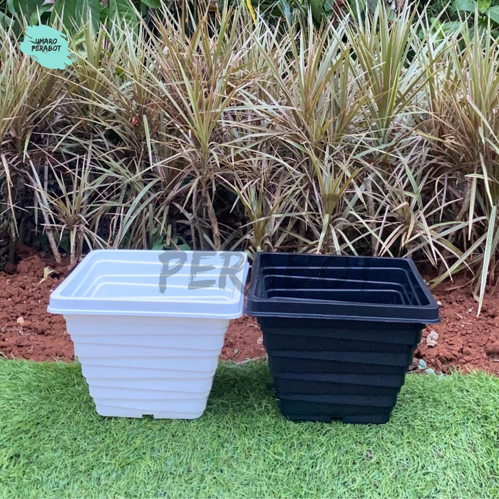 Jual Pot Kotak Ukuran 21 / Pot Persegi Kotak / Pot Mozaik / Pot Tanaman ...