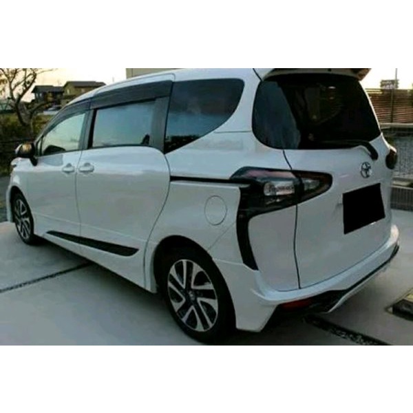 Jual body kit body kit sienta modelista GRADE-A | Shopee Indonesia