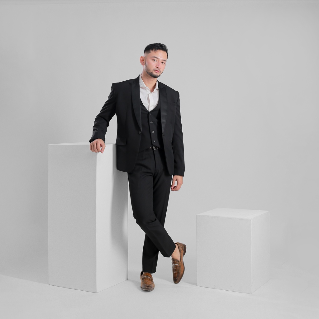 Jual Goldy Outfit - Jas Celana&Rompi Hitam Lapel Mengkilap Vente Series ...