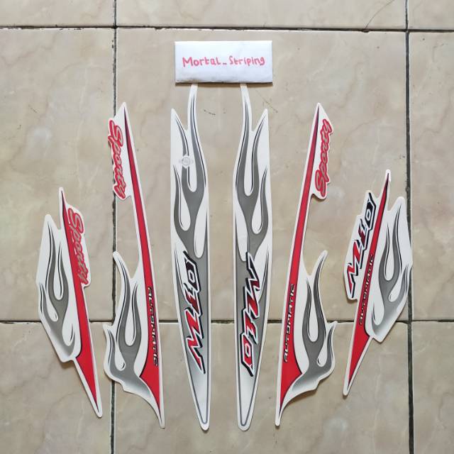 Jual Stiker Striping Les Lis Bodi Yamaha Mio Sporty Tahun 2006 Mio Api ...