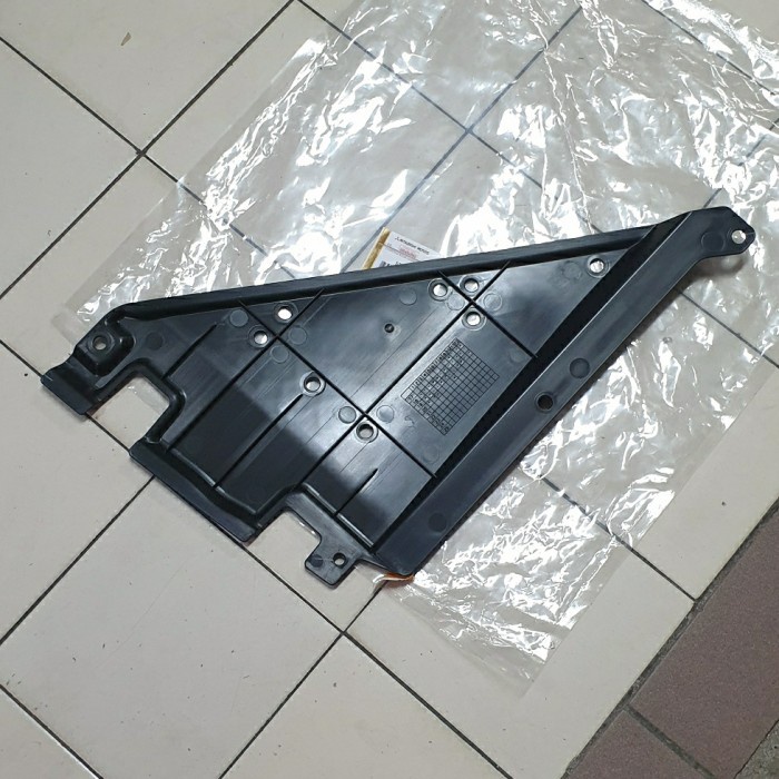 Jual Cover Engine Bawah Kiri Asli Mitsubishi Xpander | Shopee Indonesia