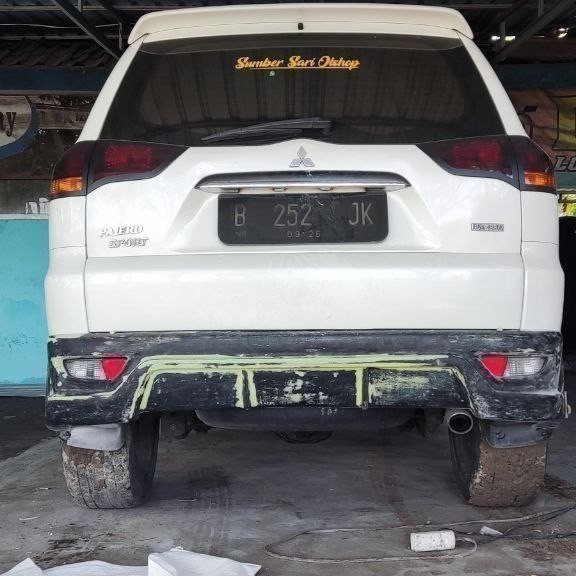 Jual body kit bodykit pajero 2009 2010 2011 bodikit pajero body kit ...