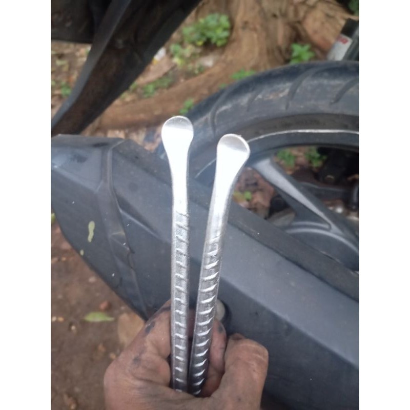 Jual Cukit ban motor besi ulir 10mm per biji | Shopee Indonesia