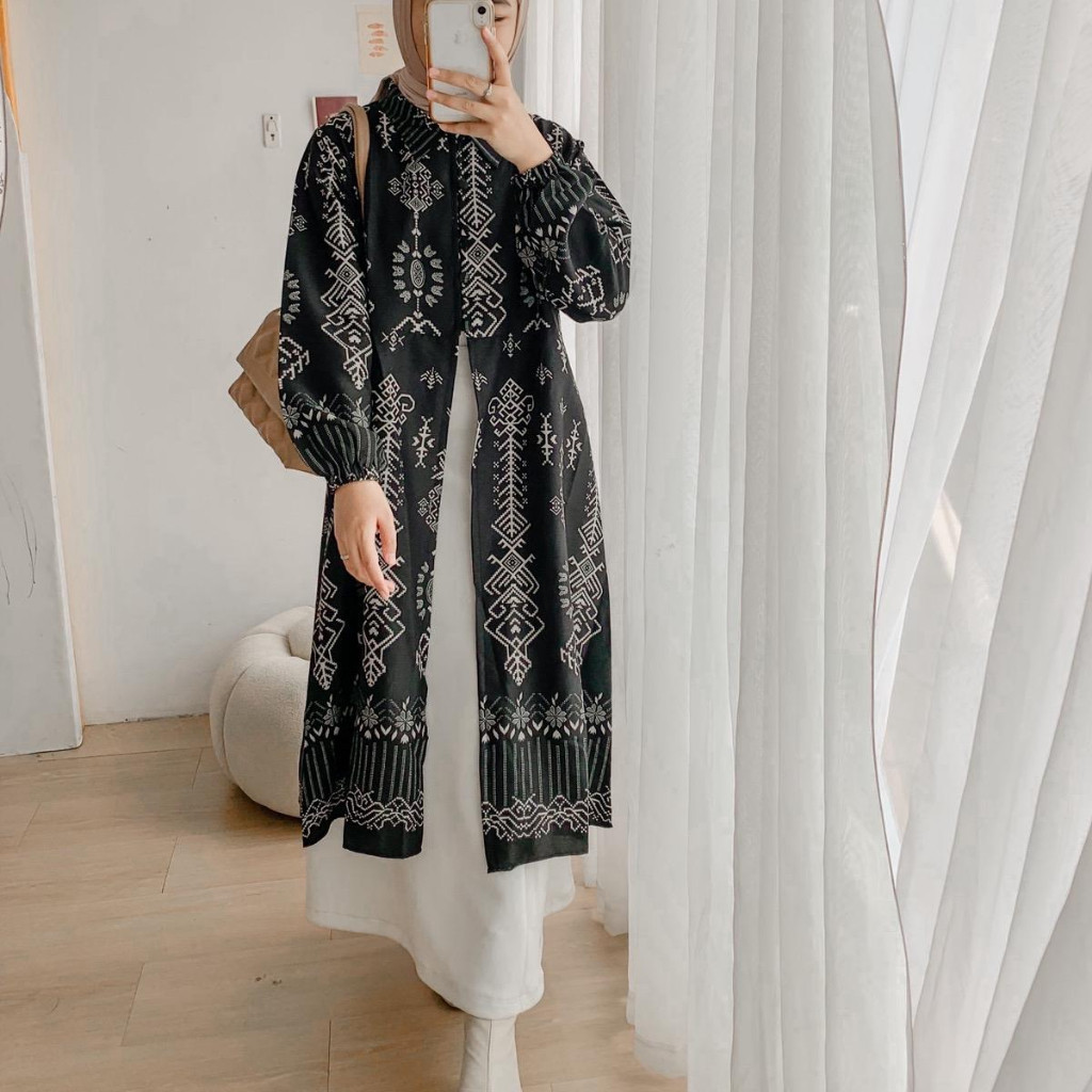 Jual JN72WC Syamaita - Tamara Outer Tunik Motif Batik Modern Kancing ...