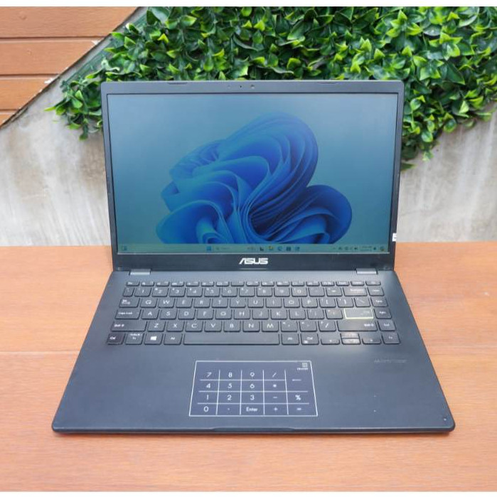 Jual Laptop Asus VivoBook E410MA Intel Celeron N4020 Ram 4Gb eMMC 64Gb SCU17883 | Shopee Indonesia