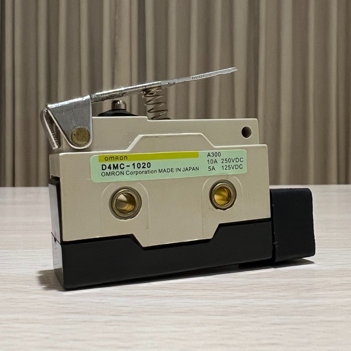Jual O99 SWITCH LIMIT MICRO PLAT MICROSWITCH OMRON ZN D4MC-1020 | Shopee Indonesia