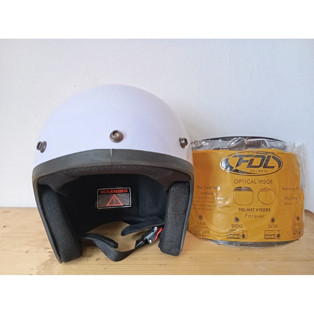Jual Helm Bogo Classic Putih Glossy UK -M | Shopee Indonesia