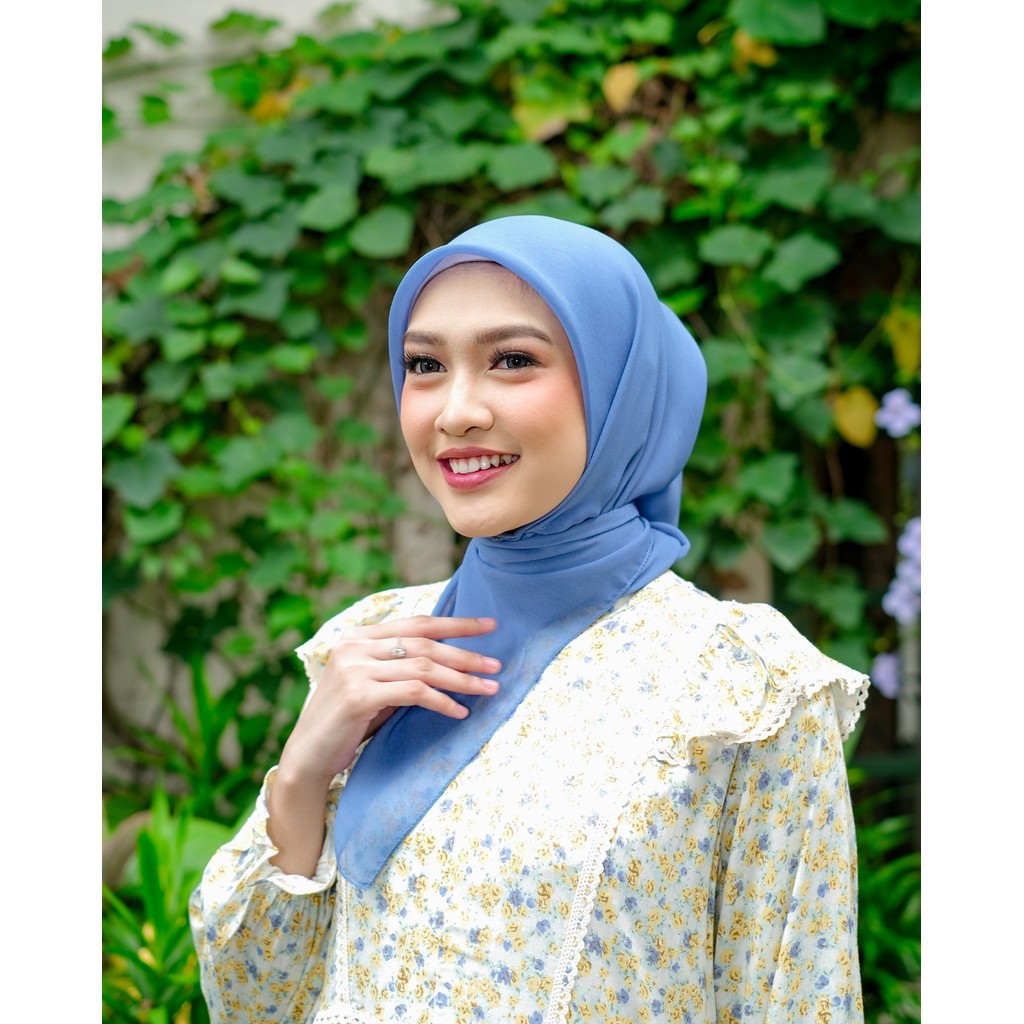 Jual Ghazu Hijab Pollycotton Basic Square (Ibu&Anak Ukuran Sama ...