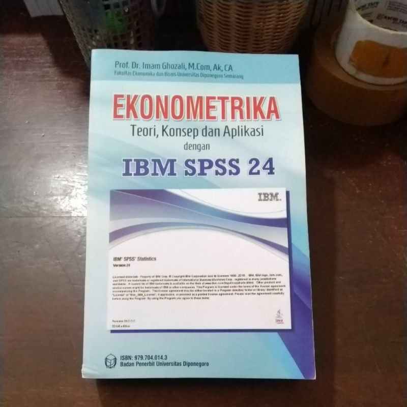 Jual Buku Ekonometrika Teori, Konsep dan Aplikasi Dengan IBM SPSS 24 / Imam Ghozali | Shopee ...