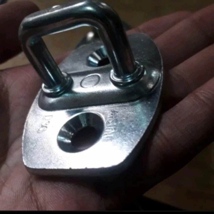 Jual STRIKER PENGAIT DOOR LOCK ENGSEL PINTU ISUZU PANTHER Harga 1pc ...