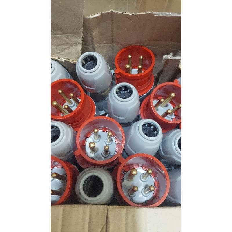 Jual plug legrand 4pin 32a 3P+N IP44 555238 | Shopee Indonesia
