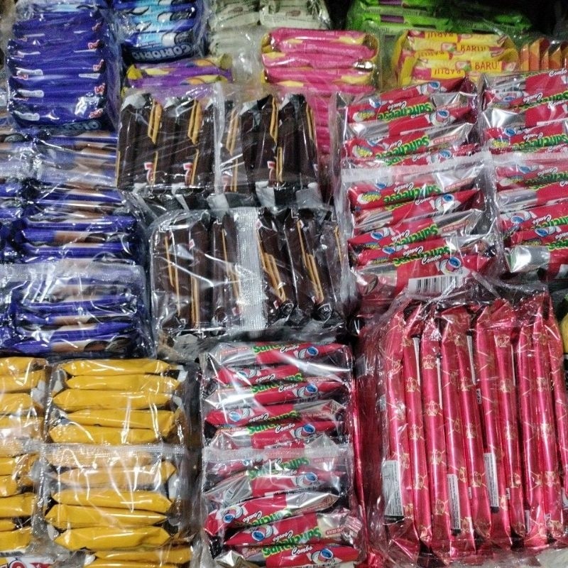 Jual ANEKA BISKUIT / SANDWICH / WAFER / ROTI KINI ada di varian bebas ...