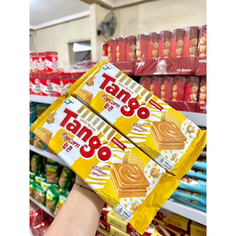 Jual Tango Wafer Varian rasa popcorn 110 gram Kartonan atau 1 Dus ...
