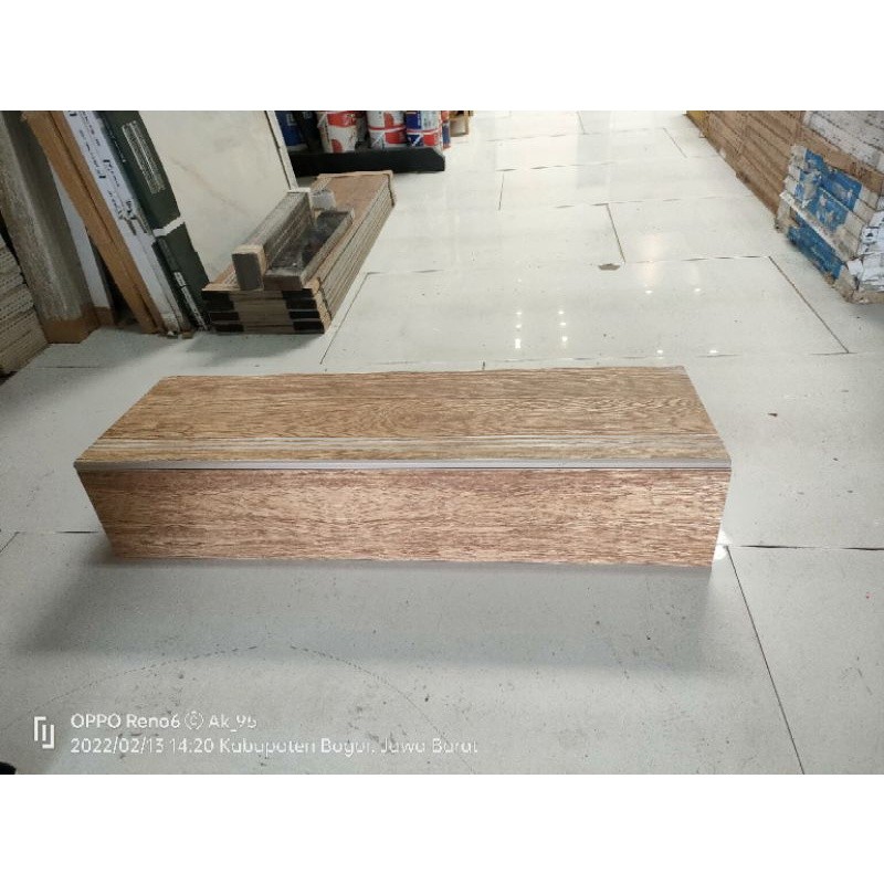 Jual Granit List plint tangga 30x100+20x100 motif kayu matt | Shopee ...