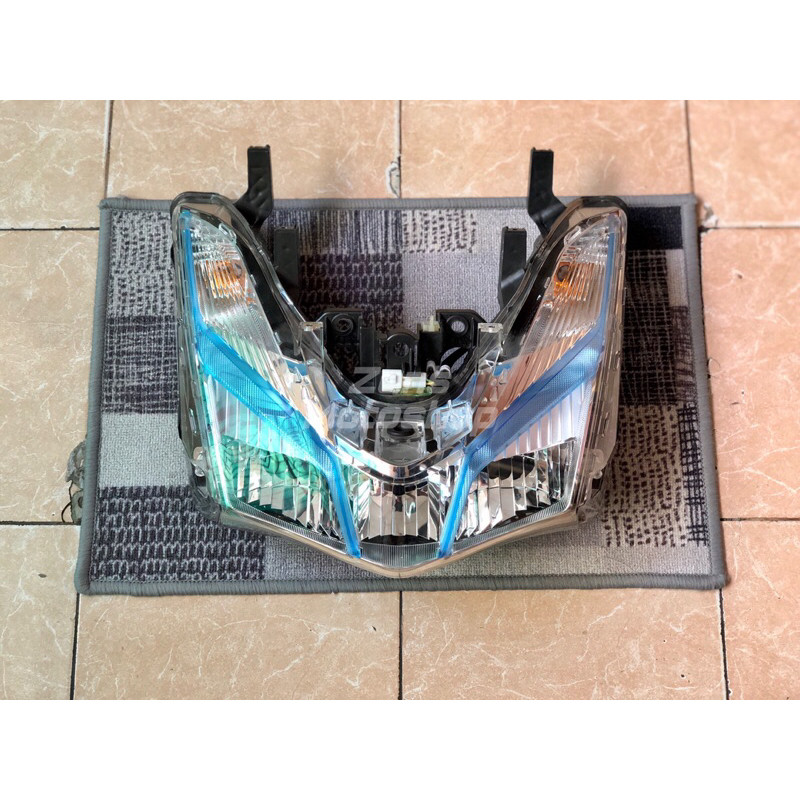 Jual Headlamp Reflektor Lampu Depan Yamaha Lexi 125 Original Copotan ...