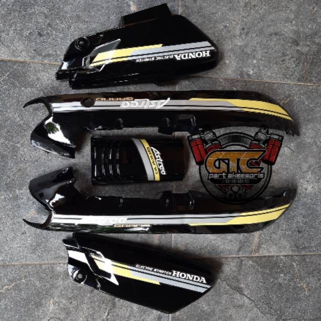 Jual Paket Cover Body Astrea Grand Bulus Tahun 1991-1992 Warna Silver ...