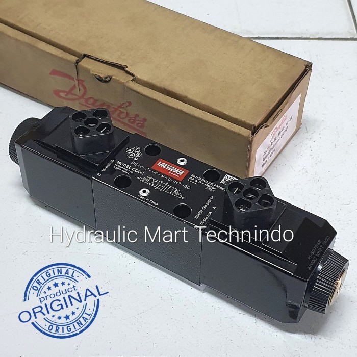 Jual solenoid valve Eaton Vickers DG4V-3-OC-M-U-H7-60 _ DC 24 volt Danfoss | Shopee Indonesia