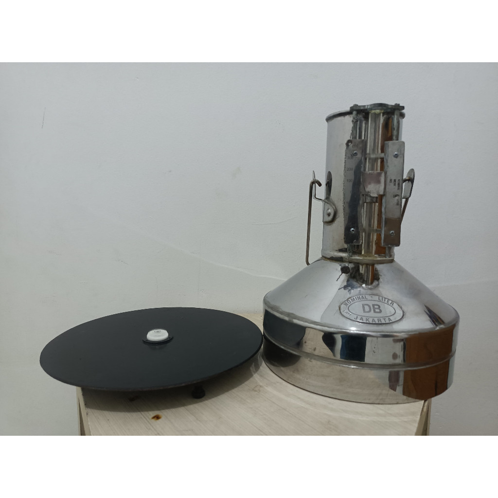 Jual Bejana Ukur 10 Liter dan 5 Liter Merk DB Spbu Pertamina | Shopee ...