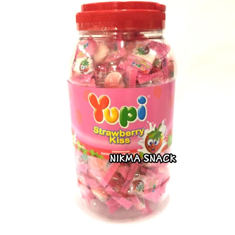 Jual PERMEN YUPI TOPLES RASA STRAWBERRY/ Strawberry kiss/ yupi ...