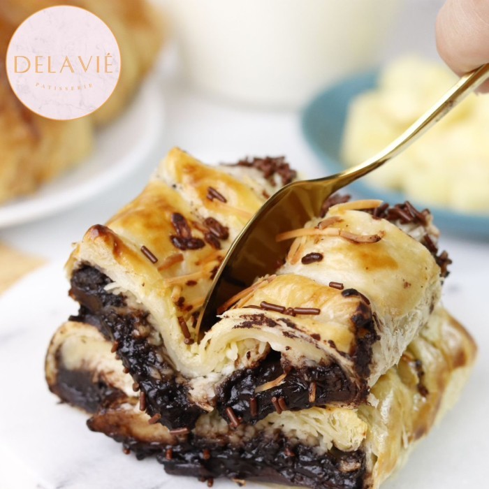 Jual choco cheese puff (delavie patisserie) | Shopee Indonesia